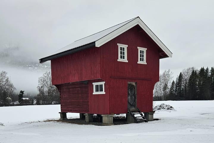Landlig Og Idyllisk Stabbur - Norwegen