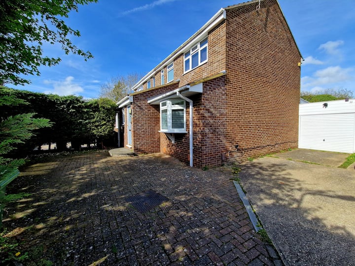 Aylesbury Home Away From Home - Aylesbury