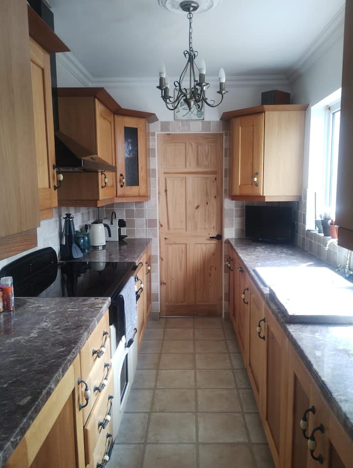 Room In Traditional Cornish Home - Portreath