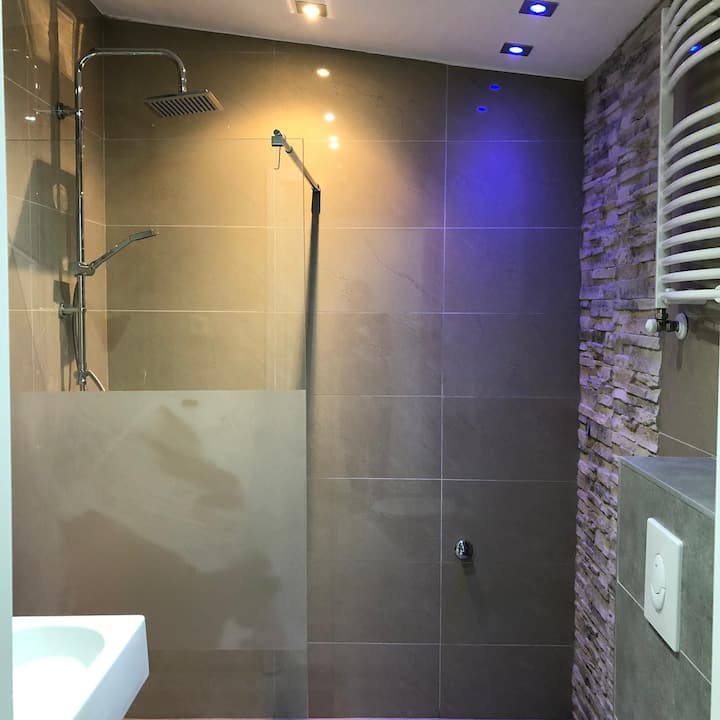 Zentral Bilk! Luxus Apartment - Düsseldorf