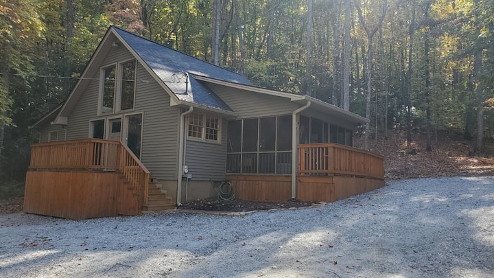 Cabin At Hemlock Haven - Dahlonega, GA