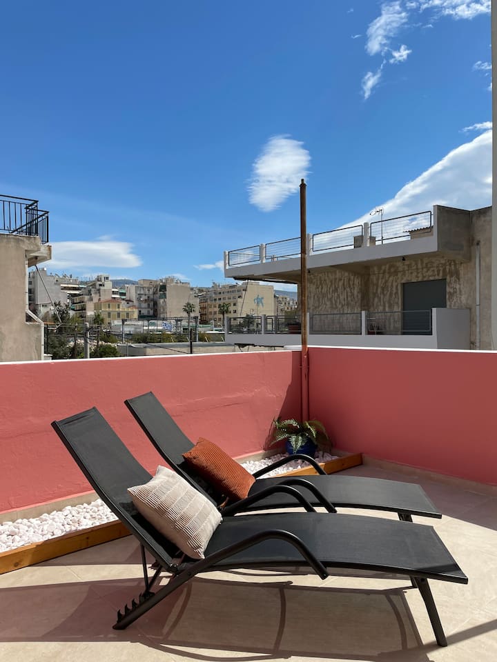 Sunny Terrace Near Metro,railway - Atenas