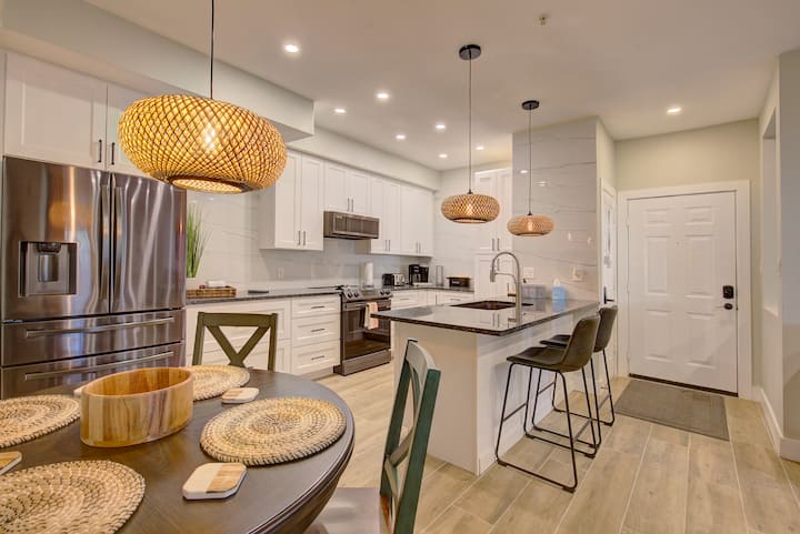 Avalon Star Fish- Ground Floor, Near Pool - Clearwater, FL