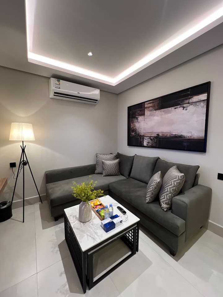 شقة غرفة نوم وصالة دخول ذاتيB-32 - Riyadh