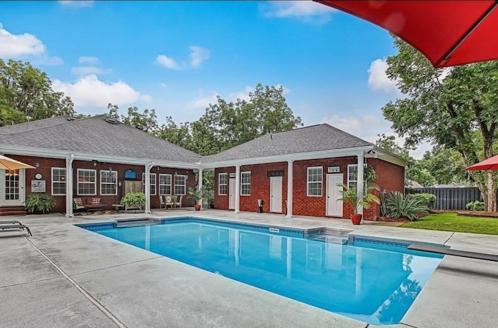 Oasis, Right Outside Of Savannah - Rincon, GA