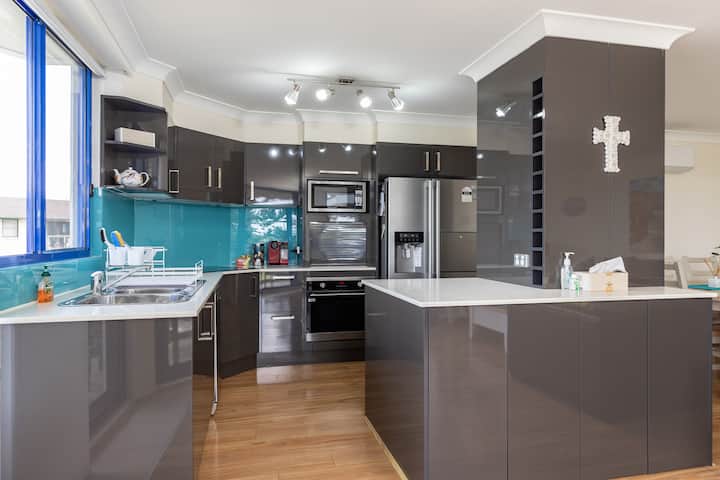 Heritage 302 - Tuncurry