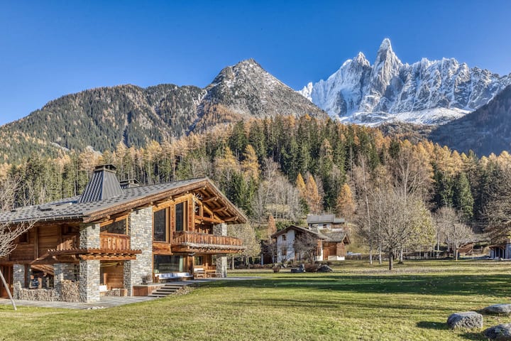 Chalet Nant Blanc Vue Mont-blanc Et Grand Jardin - Chamonix