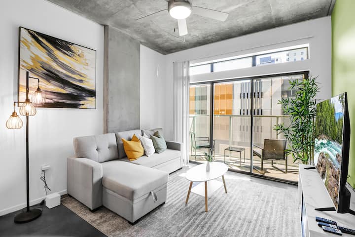 Free Garage Parking|centric 2br |In Heart Of Dtphx - Phoenix, AZ