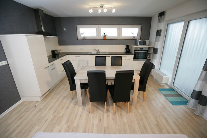 3-zimmer-eg-wohnung Mit Garten, Sauna & Fitness - Göppingen