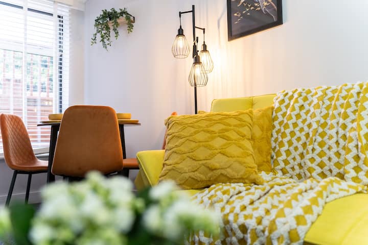 Open Mind Property - Cosy Flat With Free Parking - Gosport