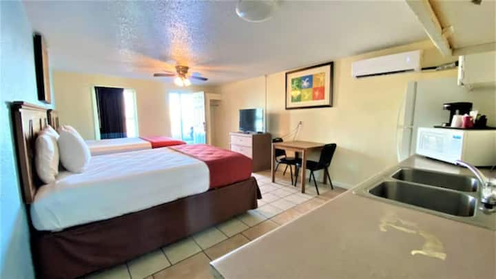 Sea View Motel Rockport 2 Full Bed - Rockport, TX