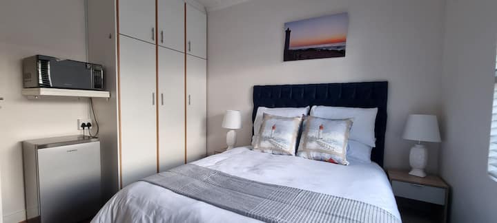 Three Little Birds Guesthouse - Durban North