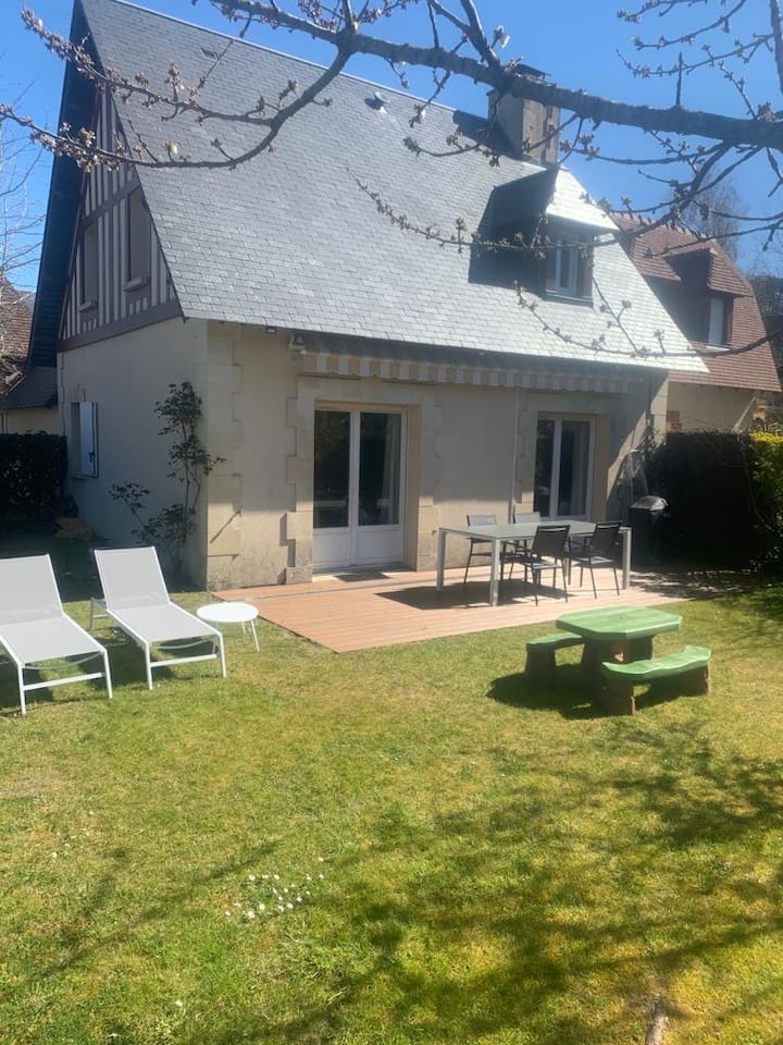 Belle Maison De 4 Chambres - Deauville