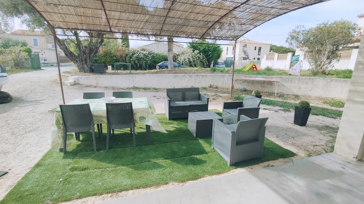 Nid Douillet Avec Jardin, à Un Souffle De La Mer - Le Castellet