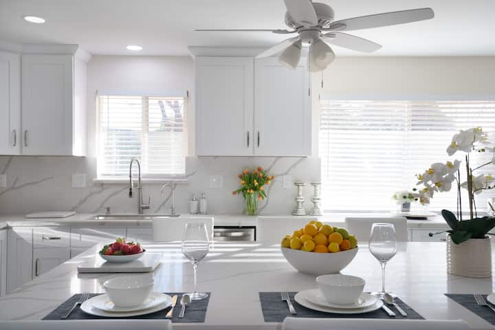 Orchard Oasis: Pool Table, Bbq’s, En-suite Baths - Guadalupe, CA