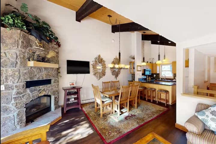 Senditchateau-2brsleeps8-pool-hot Tubs-freeparking - Steamboat Springs, CO