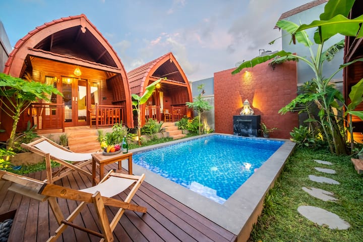 Casa Morena - Authentic Tropical Bali & Huge Pool - Canggu