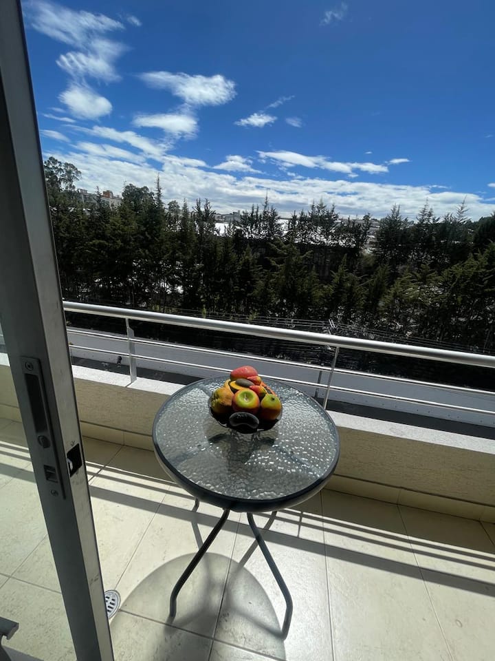 Disfruta De Paz Y Encanto Local - Quito