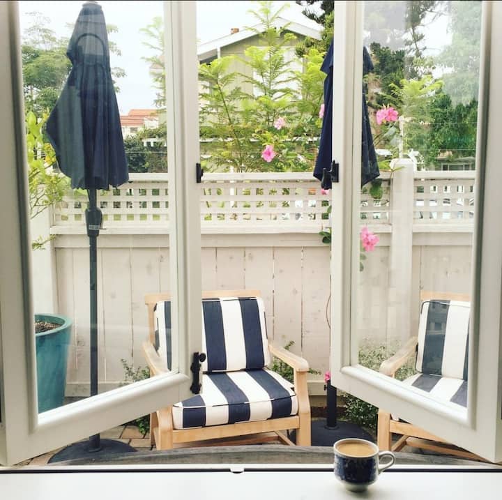 Cozy Beach Cottage - Encinitas, CA