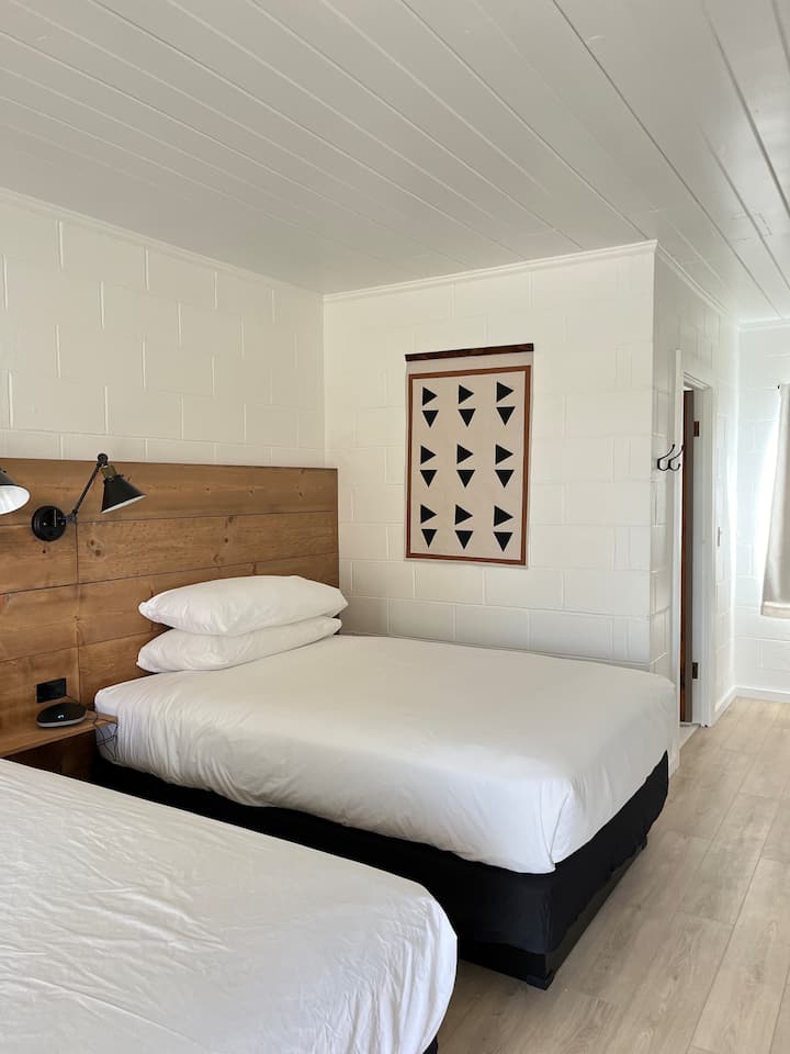 Double Beds In Boutique Motel - Red Bluff, CA