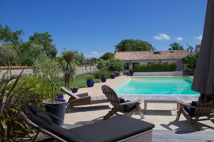 2 Charming Houses For 15 Guests With Heated Pool - Rivedoux-Plage