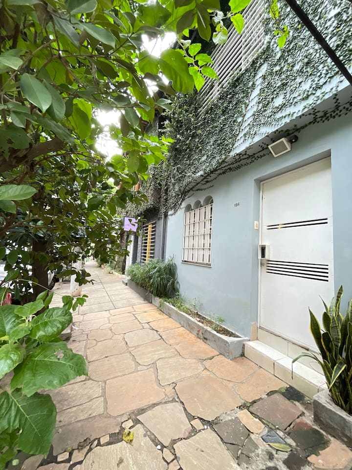 Casa E Aconchego No Metrô Sumaré, Hc, Paulista - São Paulo