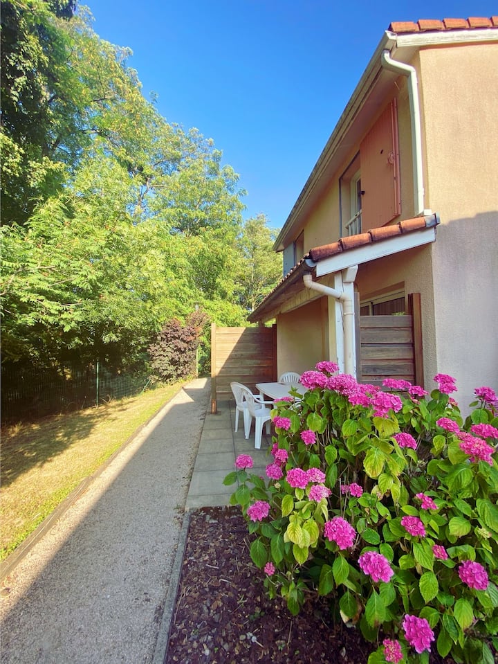 Maison Village Vacances - 몽벨