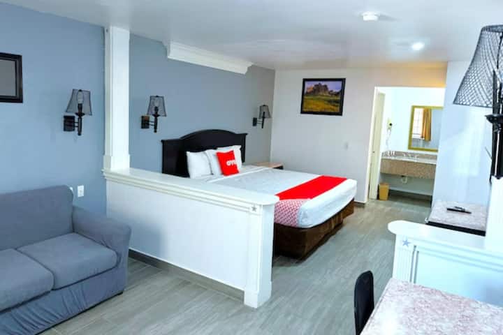 Rodeway Inn Three Rivers King Bed Smoking - 三河