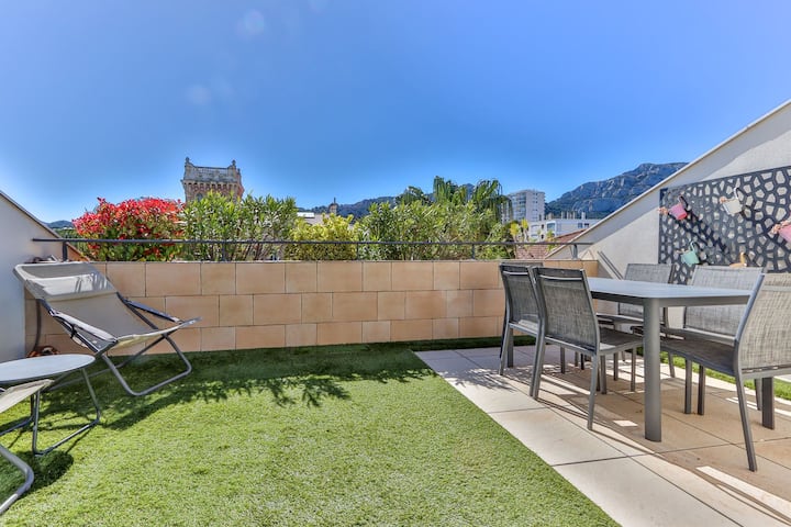 Beau Duplex Proche Mer, Calme, Terrasse Et Parking - Marseille