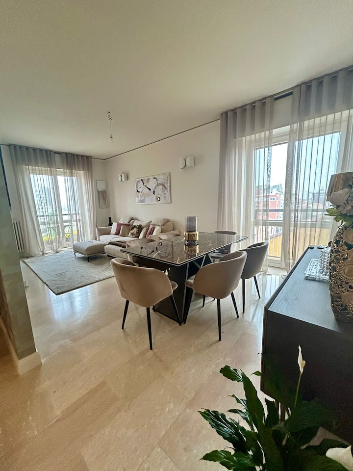 Luxury Apartment In Milan - Monza