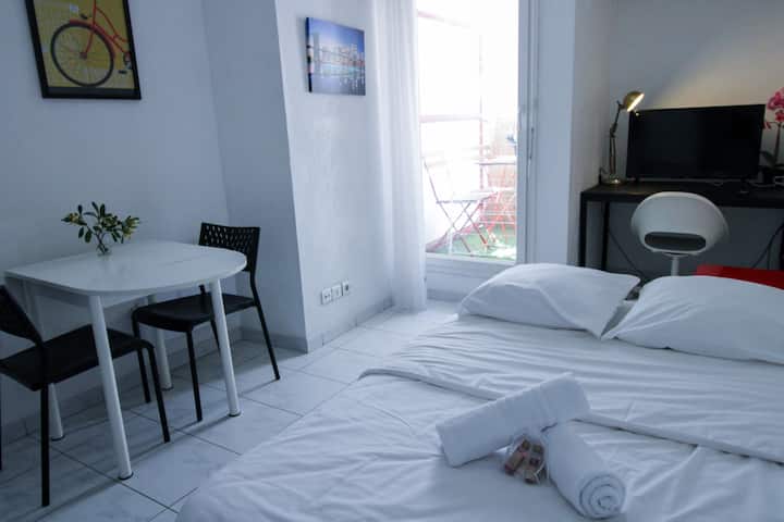 C' Studio Avec Balcon Proche Timone/castellane - Marseille