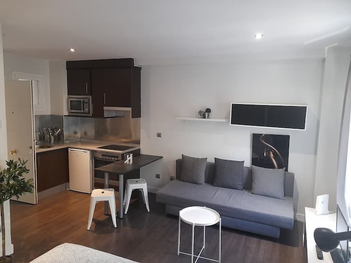 Modern And Quiet Loft Atocha Delicias Madrid Rio - Estación de Getafe Central