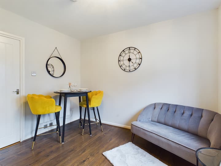 Cosy Modern Apartment Colchester - Colchester