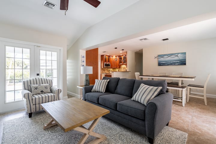Delray Oasis: Pool, Gazebo & Beach Access - Delray Beach, FL