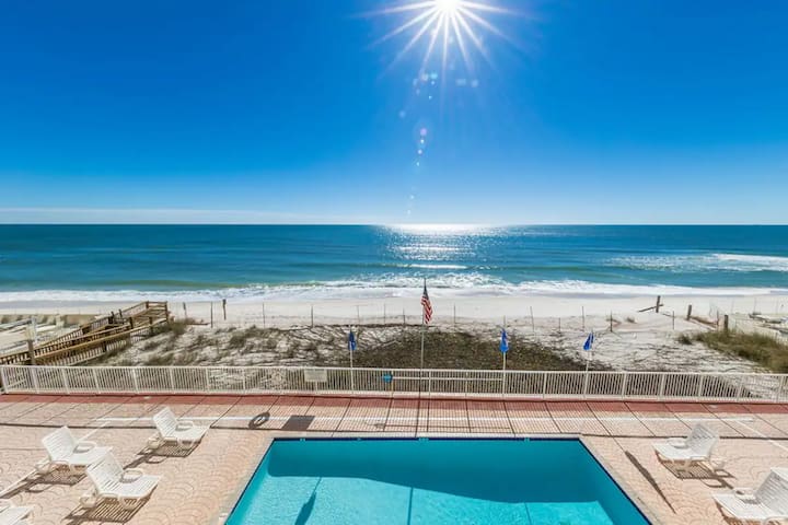 Beachfront | Balcony | Pool | Great Winter Rates! - Gulf Shores, AL