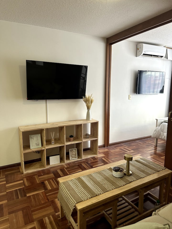 Apartamento Práctico Y Cómodo En Pocitos - Montevideo