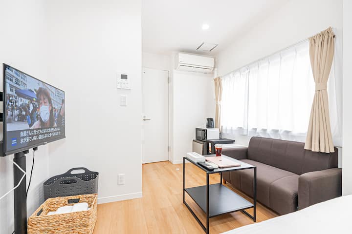 Simple&comfy Apt W/ Tv Near 7-11/shinjuku Line - Akihabara