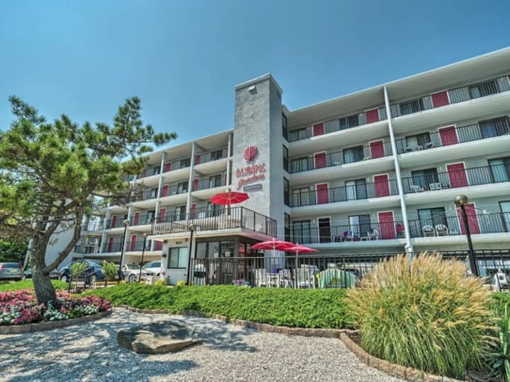 Ocean Views, Olympic Gardens - Surfside Pier, Wildwood