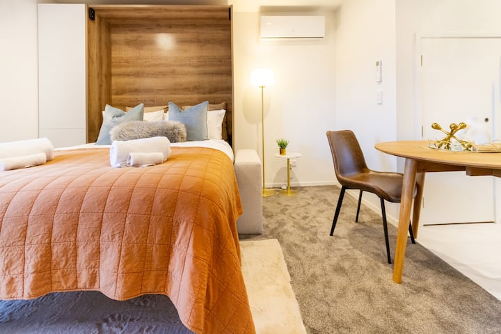 Urban Gem In The Cbd - Wilmer St Studio - Christchurch