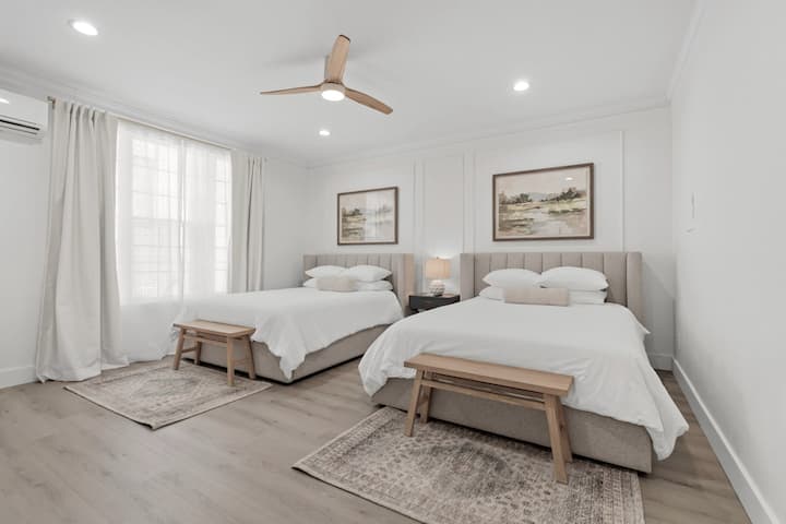 On Downtown Square! 27 On Park - The Madison Suite - Dahlonega, GA