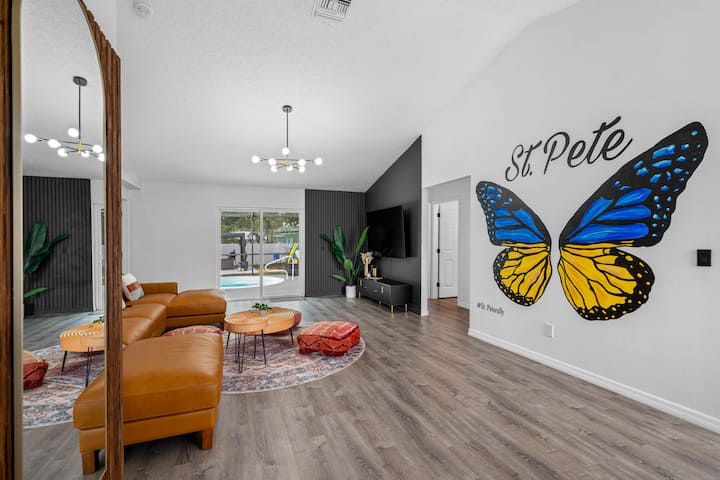 Pool Home - Golf & Game Room. Minutes To Beaches! - Saint Petersburg, FL