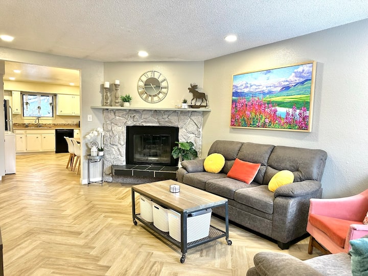 Home Up The Creek - Anchorage, AK