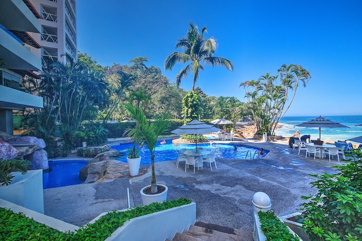 Beautiful & Serene Condo W Beach Access - Mexico