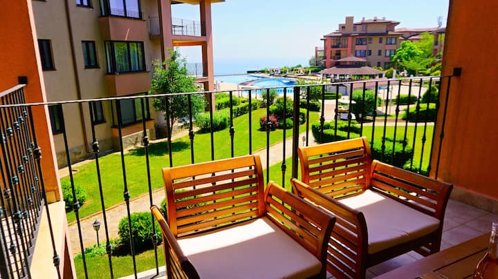 Kaliakria Apartment With A Panoramic Terrace - Topola