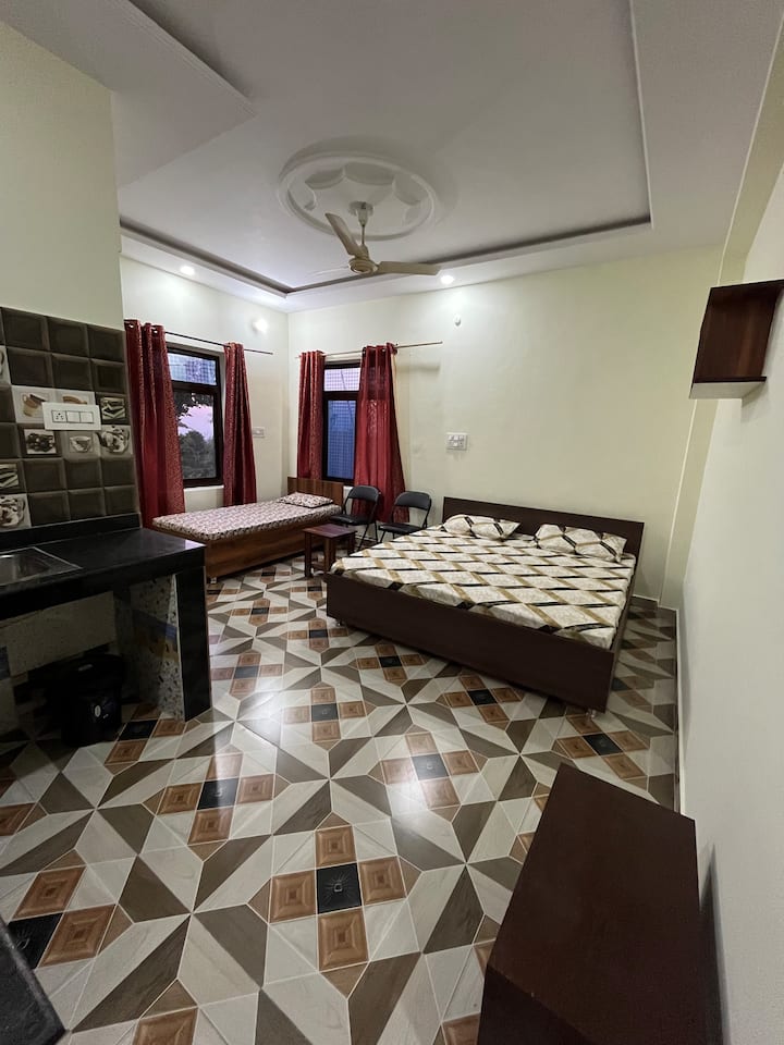 One Step Heaven: Harmonize With Nature's Melody - Palampur