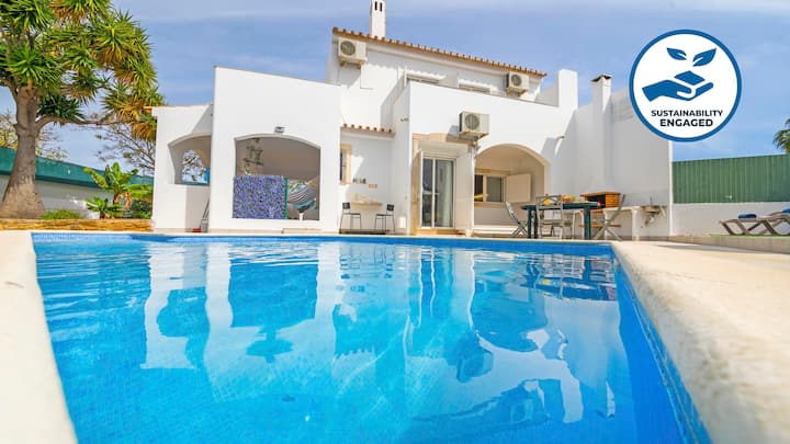 Vilamoura: Retreat With Heatable Pool & Bbq - Quarteira