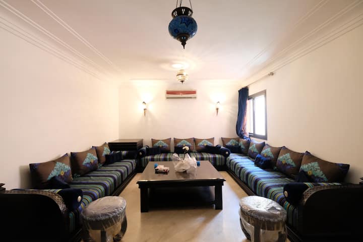 Appartement Confortable Situé En Plein Centre - Marrakesh