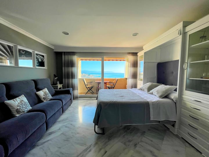 Stylish Studio With Breathtaking Sea Views/coloso - Benalmádena