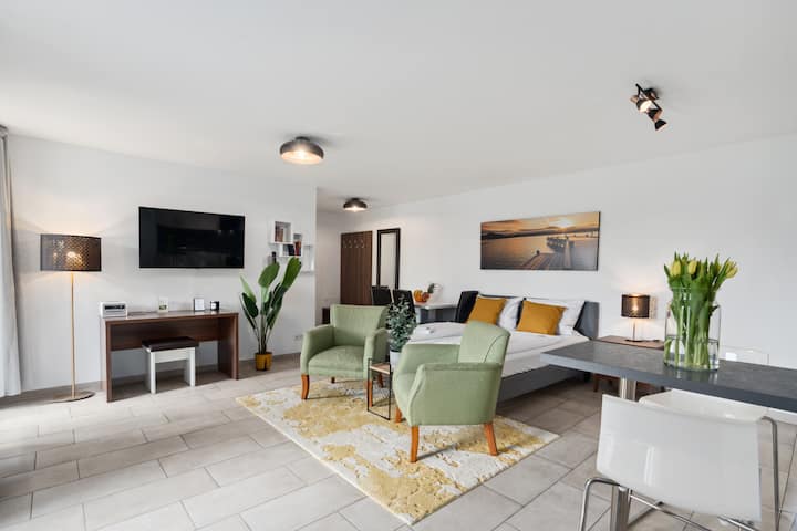 Amelie Chez Inez - Helles Studio-apartment - Gaienhofen