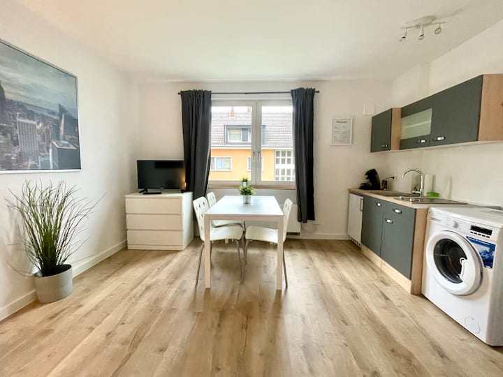 Charmantes Apartment Mit 3 Betten - Bonn